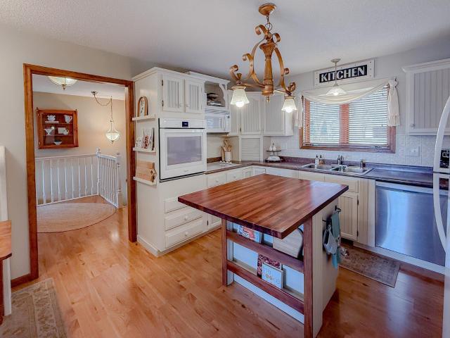 7877 73rd St S, Cottage Grove, MN 55016 | Compass