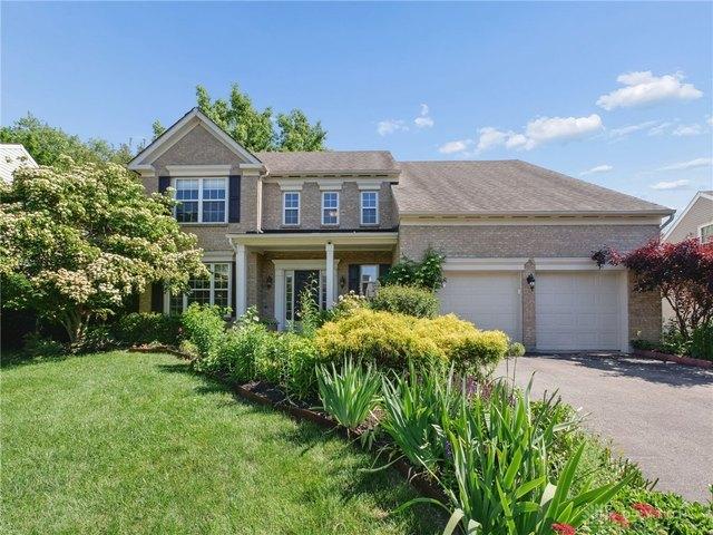7879 Yellowwood Dr, Mason, OH 45040