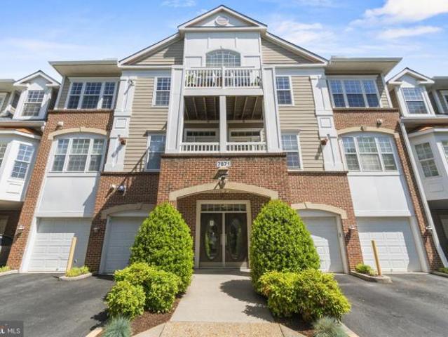 7871 Rolling Woods Ct #201, Springfield, VA 22152