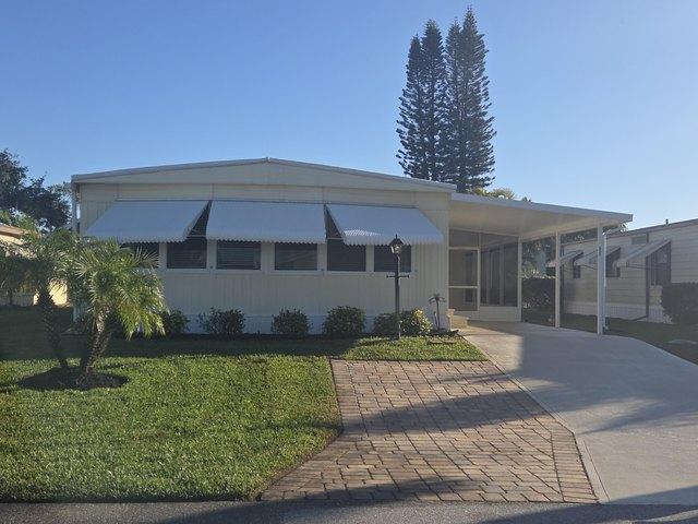 7871 SE Shenandoah Dr, Hobe Sound, FL 33455
