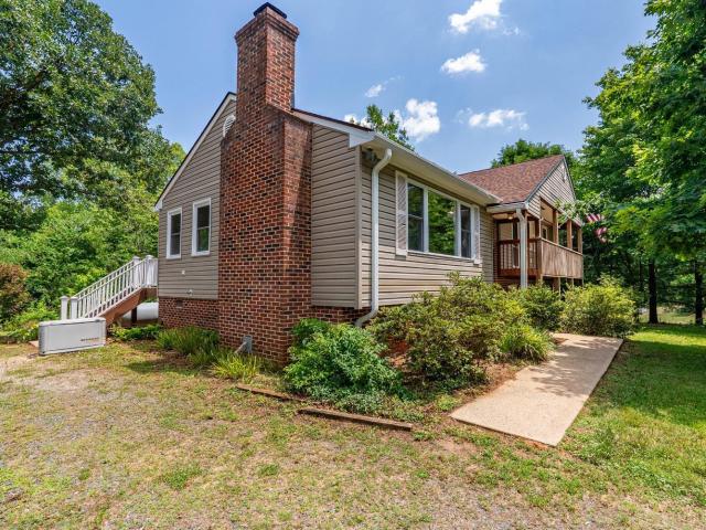 787 Woodlawn Trail