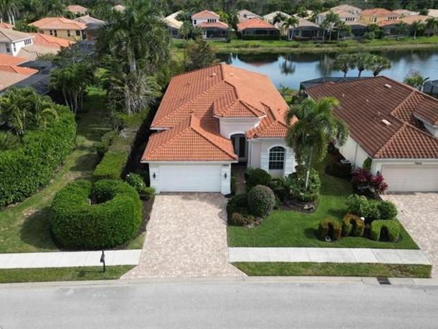 7886 Martino Cir, Naples, FL 34112