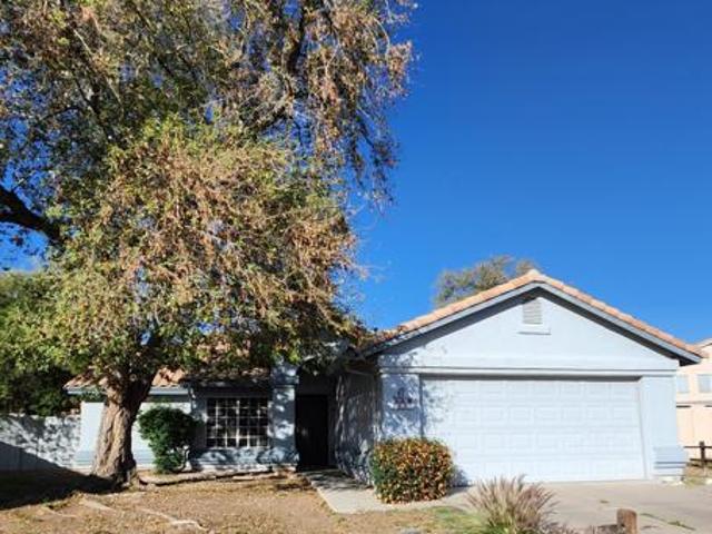 7886 W Tuckey Ln W, Glendale, AZ 85303