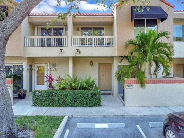 7887 NW 7th Ct, Plantation, FL 33324