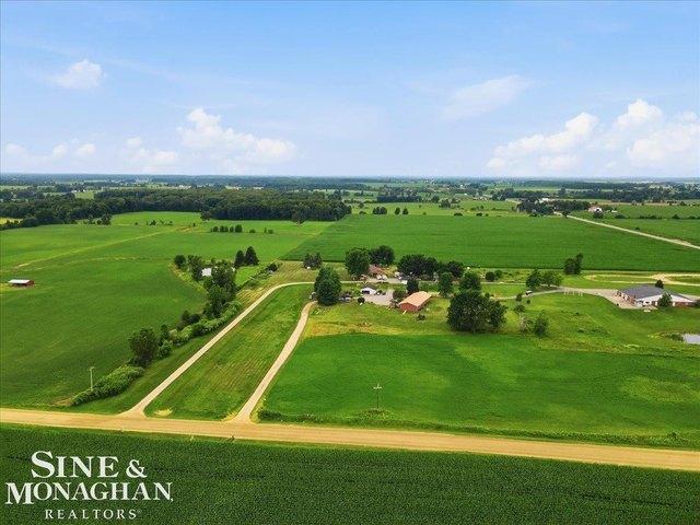 7887 Slattery Rd, Burlington, MI 48416