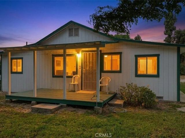 7888 Lankershim Ave, Highland, CA 92346