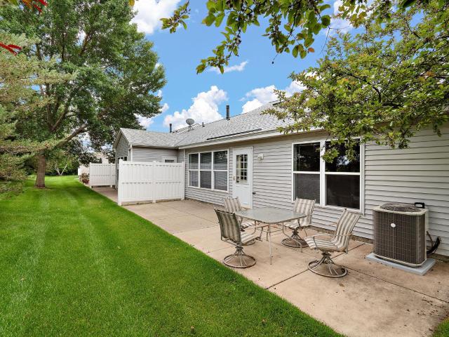 7888 Prairie Creek Court NE