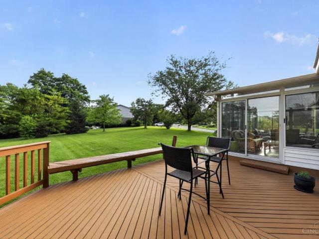 7889 Drawbridge Court