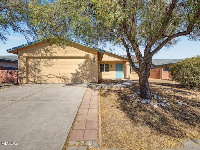 7889 S Solomon Ave, Tucson, AZ 85747