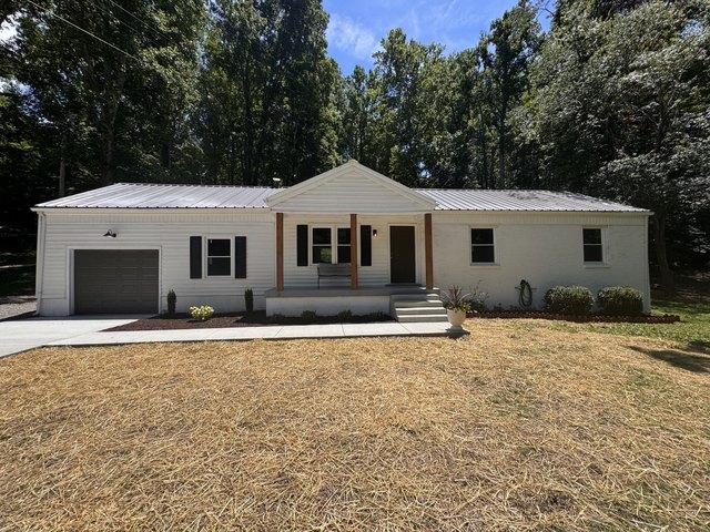 7880 Johnny Crow Rd, Lyles, TN 37098