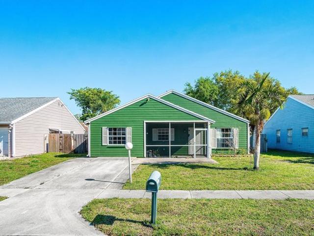 7883 Blackwood Ln, Lake Worth, FL 33467