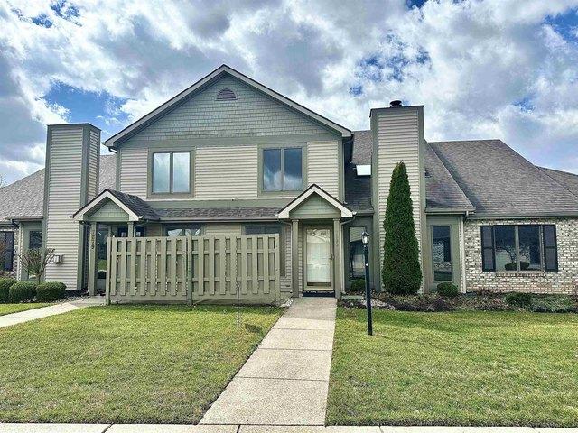 7883 Harrisburg Ln, Fort Wayne, IN 46835