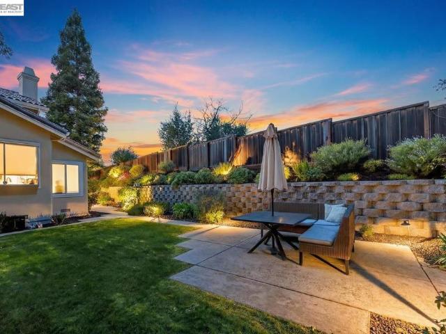 788 Crystal Ln