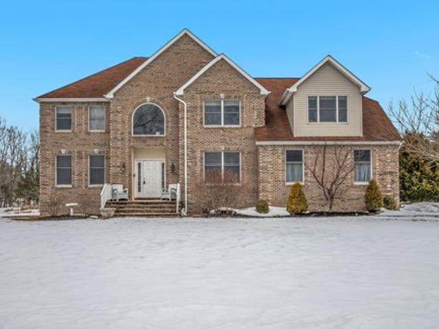 788 Dorathys Ln, Jackson, NJ 08527