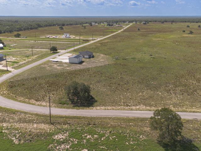 788 Lake Valley Dr, Stockdale, TX 78160 | MLS #1878
