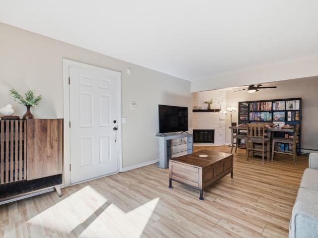 788 S River Rd, Unit 6
