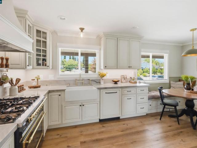 788 Savannah Cir