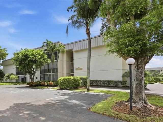 788 Park Shore Dr Apt H39, Naples, FL 34103