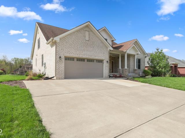 7897 Hickory Ridge Ln, Mooresville, IN 46158 | MLS #22100 | Compass