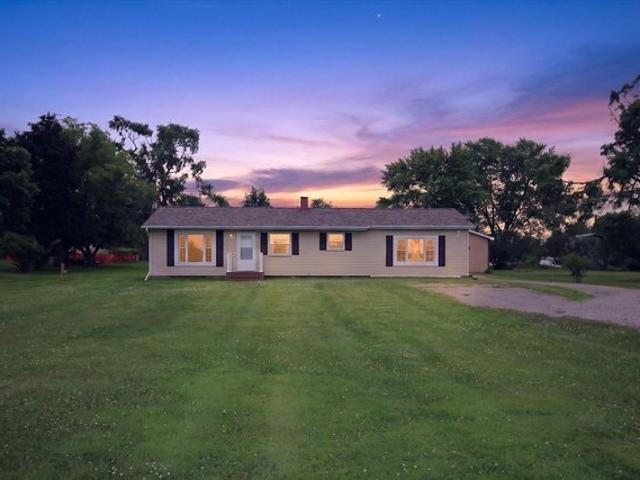 7898 E Broomfield Rd, Mount Pleasant, MI 48858