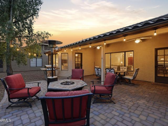 7899 e jojoba circle