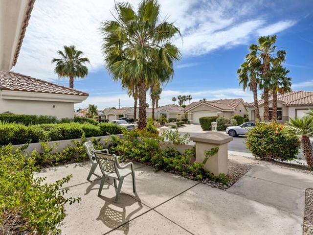 78906 Edgebrook Ln, Palm Desert, CA 92211