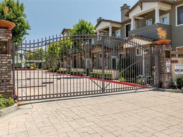 7890 Spring St Unit F13, Long Beach, CA 90815