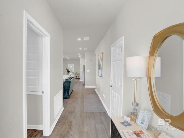 7893 Courant Circle