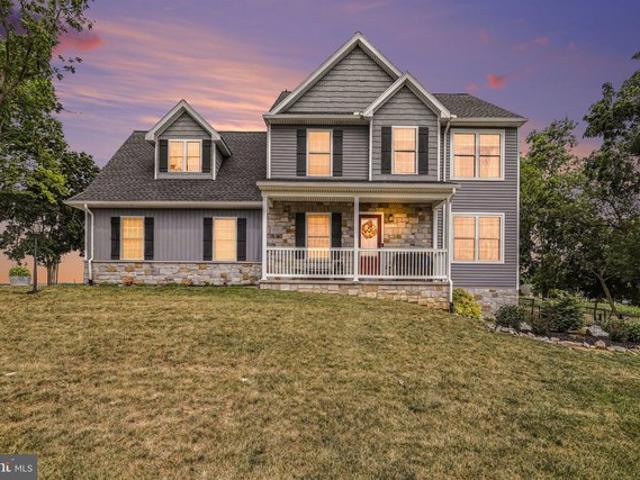 789 Colebrook Rd, Mount Joy, PA 17552