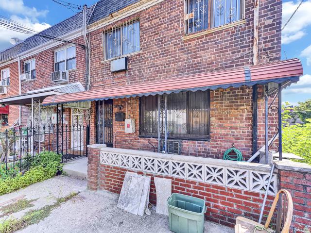 789 Autumn Avenue