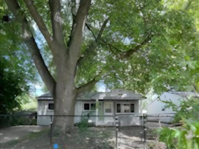 789 Gates Ave NE, Ypsilanti, MI 48198