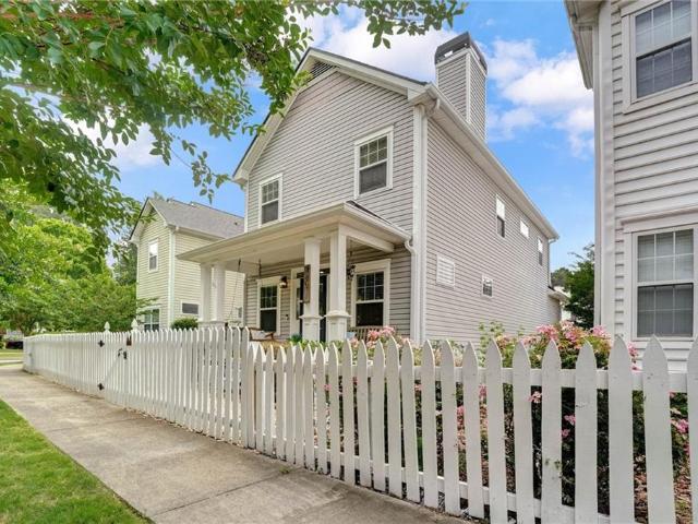 789 Gardenside Circle SE
