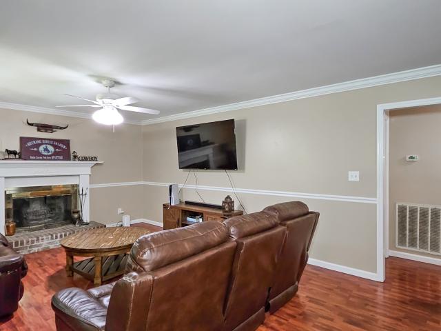 789 Holt Hollow Road