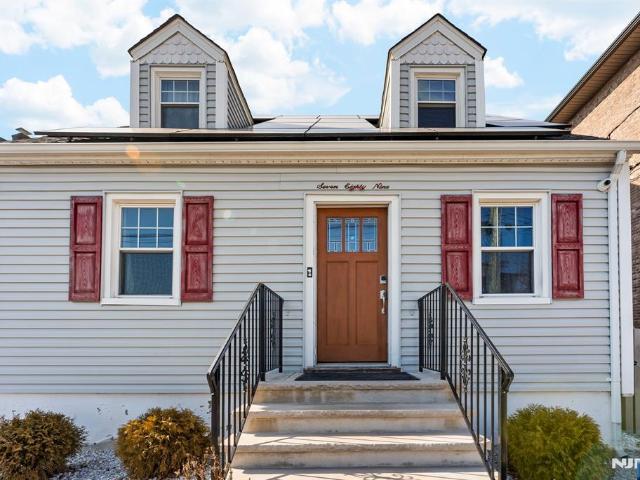 789 Harvard Place
