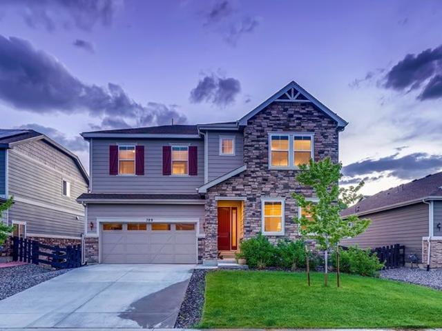 789 Old Wagon Trail Cir, Lafayette, CO 80026