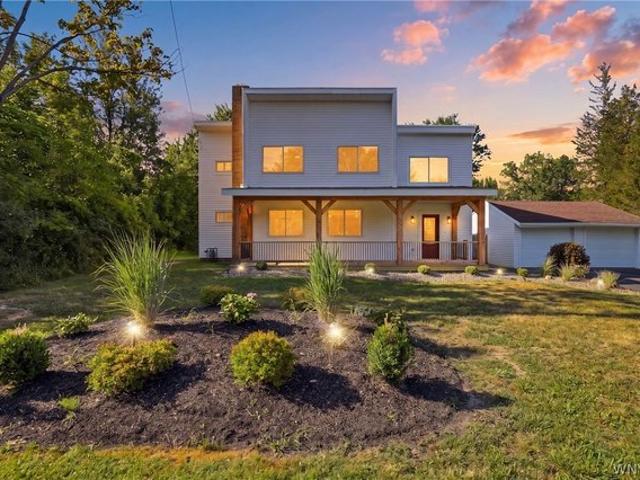 789 Lake St, Angola, NY 14006