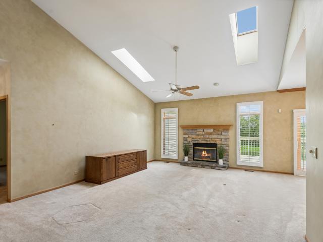 789 Woodland Drive