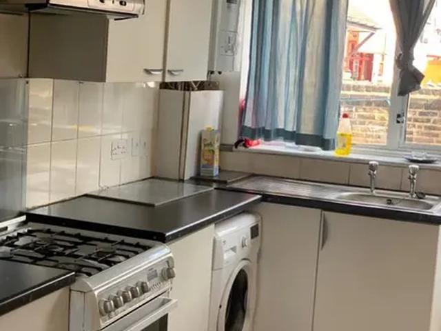 78 80 High Road, London, IG1 1DL, United Kingdom | 2 bed apartment for rent #154610890 | Rentberry