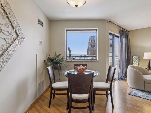 78 10th St E, Unit 901, St. Paul, MN 55101 | MLS #6713 | Compass