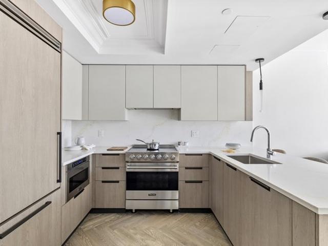 78 29 Austin St Ph 2O, Queens, NY 11375