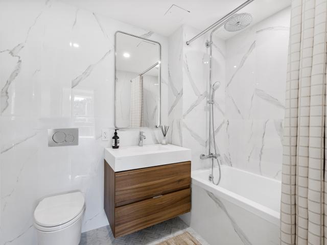 78 29 Austin Street, Queens, NY