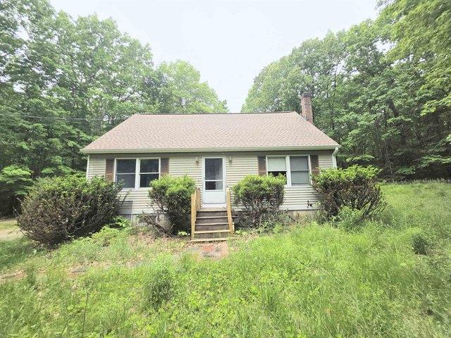 78 Tebbetts Rd, Rochester, NH 03867