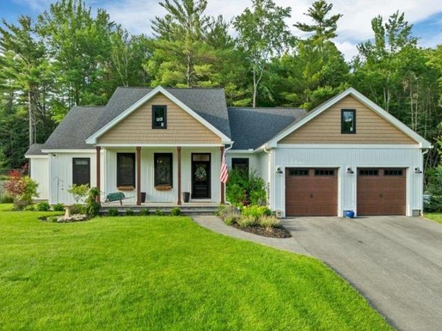 78 Union Wharf Rd, Tuftonboro, NH 03853