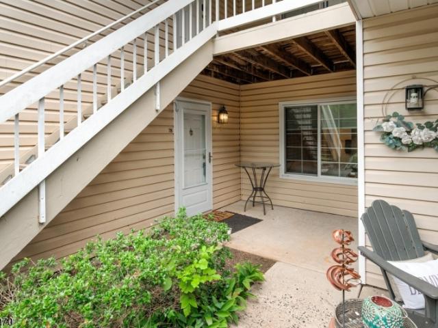 78 Wendover Court