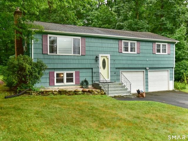 78 Willie Cir, Tolland, CT 06084