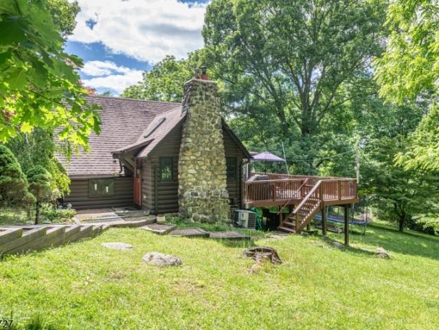 78 Woodlawn Rd