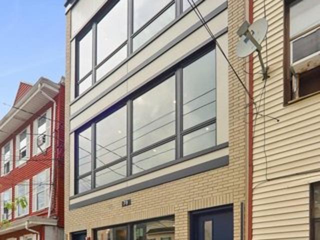 78 Zabriskie St Unit 2, Jersey City, NJ 07307