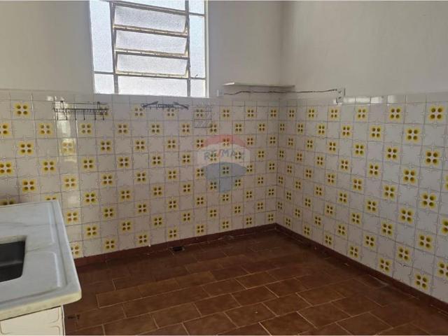 78 Área Útil Casa Alugar, 2 Dormitórios localizado em Caxambu, Petrópolis, Rio de Janeiro, 25615030 | Brasil