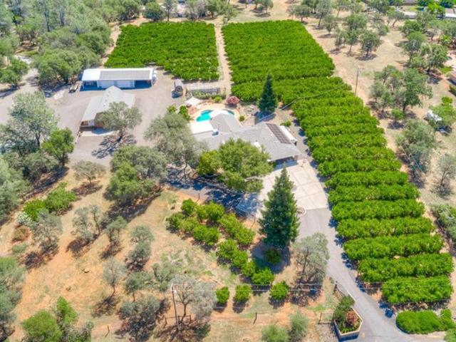 78 Circle View Dr, Oroville, CA 95966