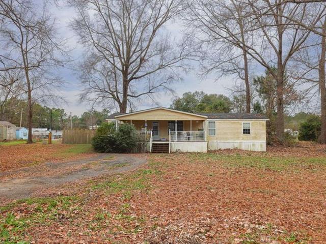 78 Dove St, Georgetown, SC 29440